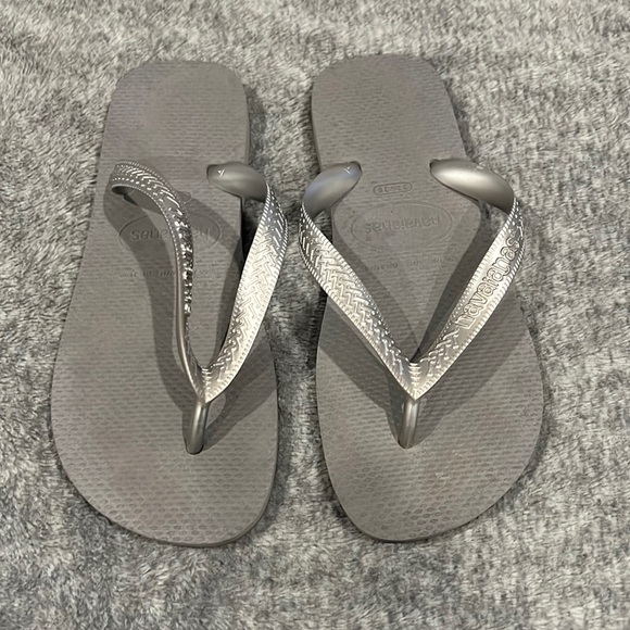 Havaianas | Shoes | Havaianas Womens Grey Flip Flop | Poshmark